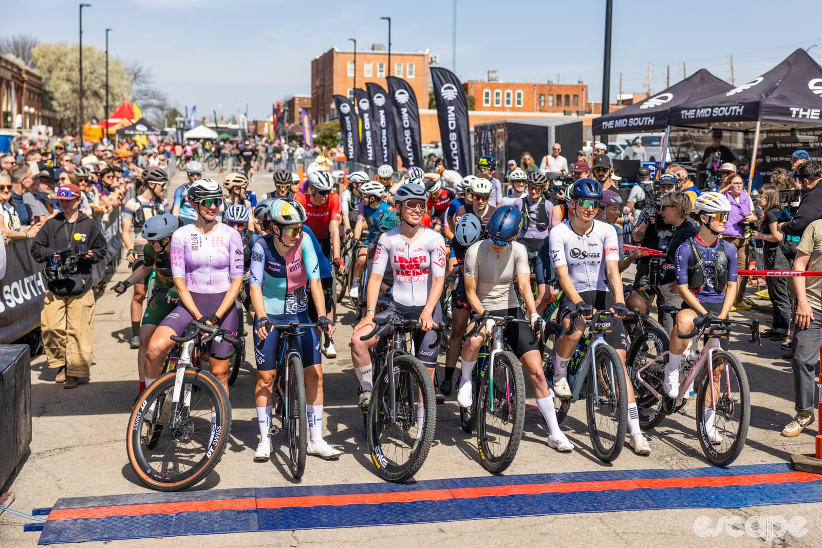 Big gallery and brief report: Mid South Gravel 2026