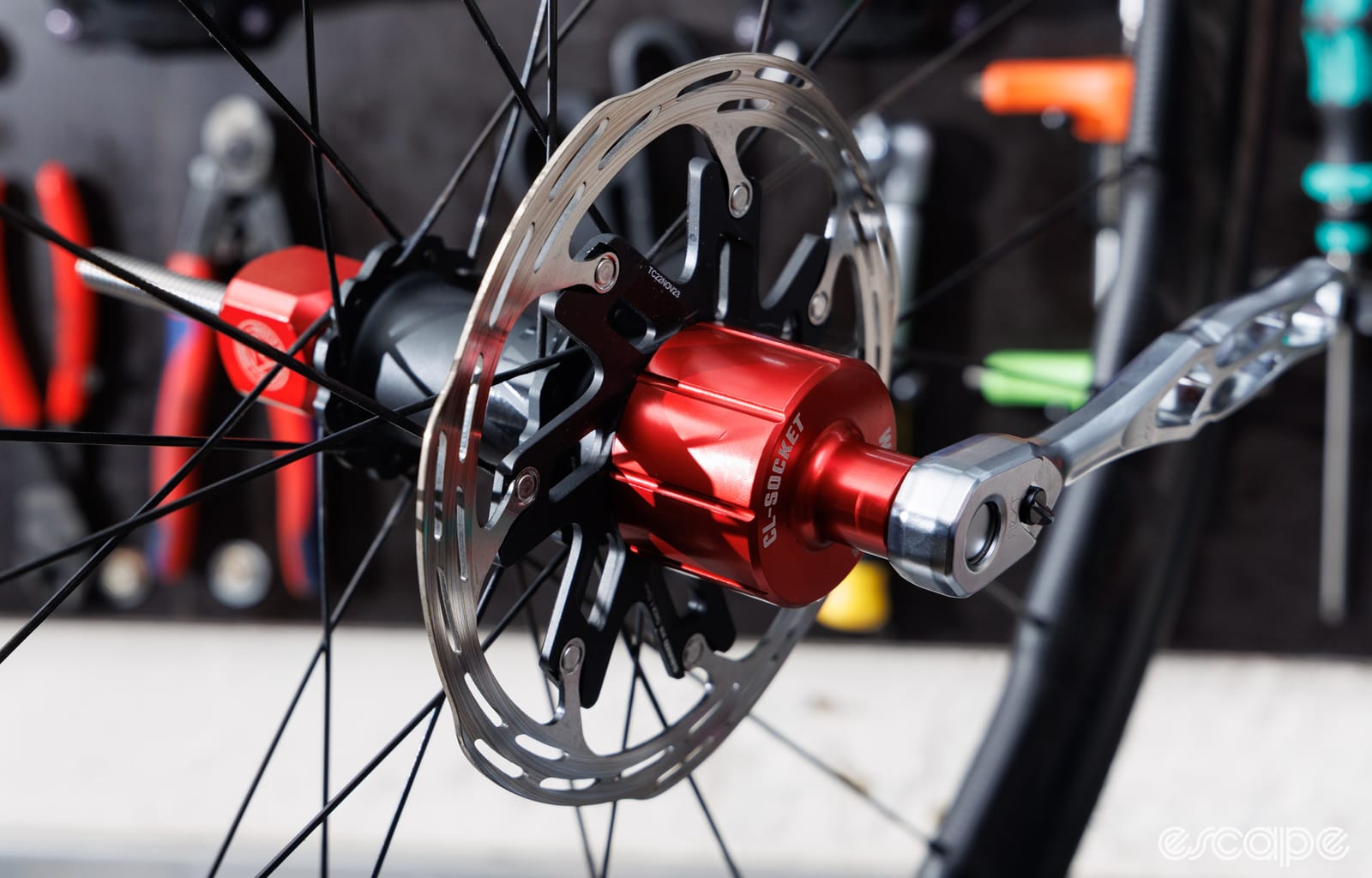 Threaded #17: Centerlock rotor lockring things